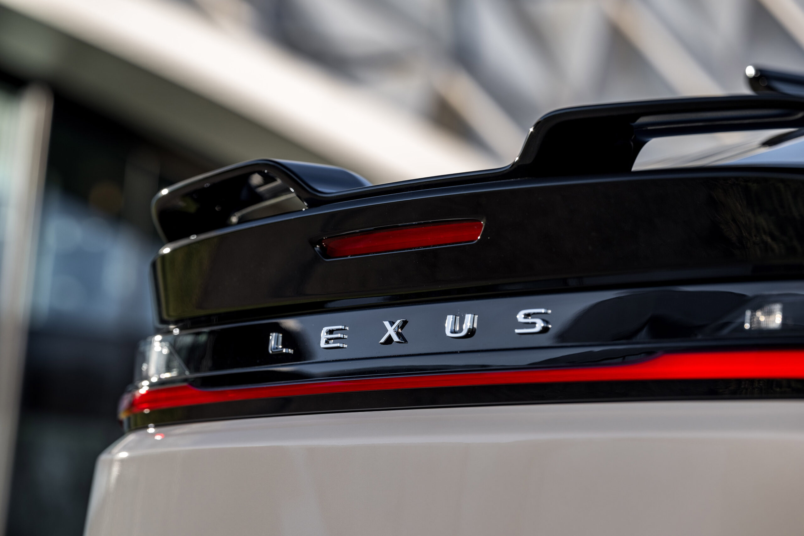 Nieuwe Lexus RZ vanaf nu te ontdekken bij Lexus Utrecht - Louwman Exclusive